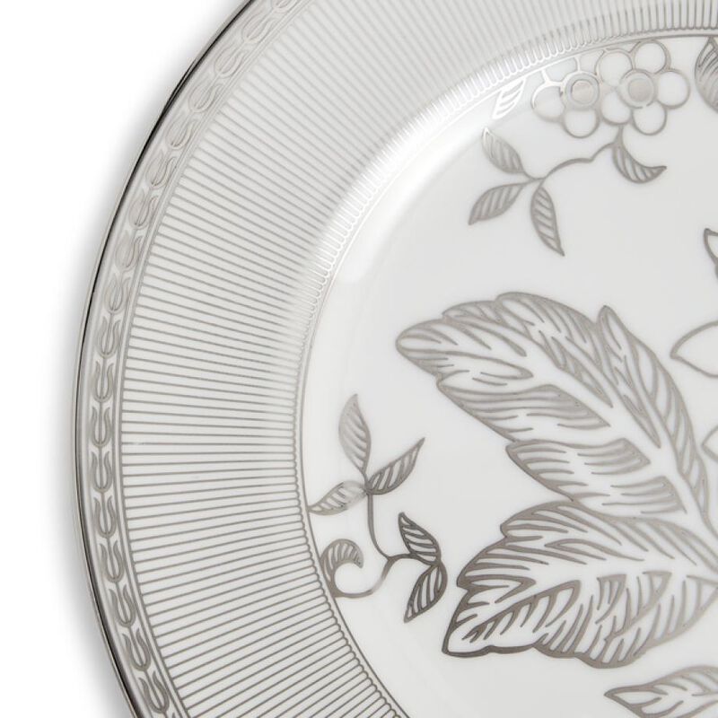 Wedgwood Silver Tonquin Plate 21cm | Ballantynes Department Store